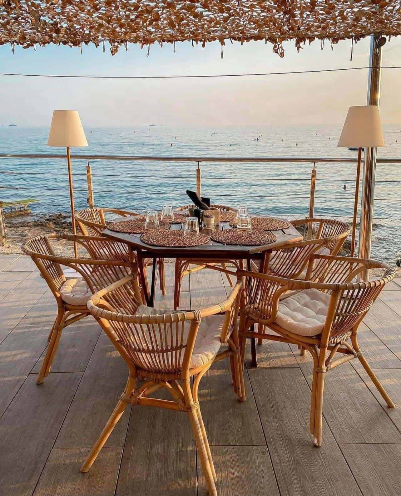 Standy Wood. Solar vloerlamp voor buiten op zonne-energie